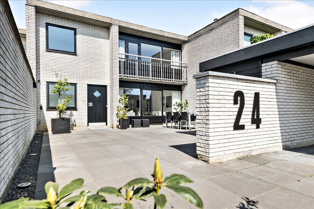 14 rækkehuse til salg i 8520 Lystrup - EDC Boligindeks