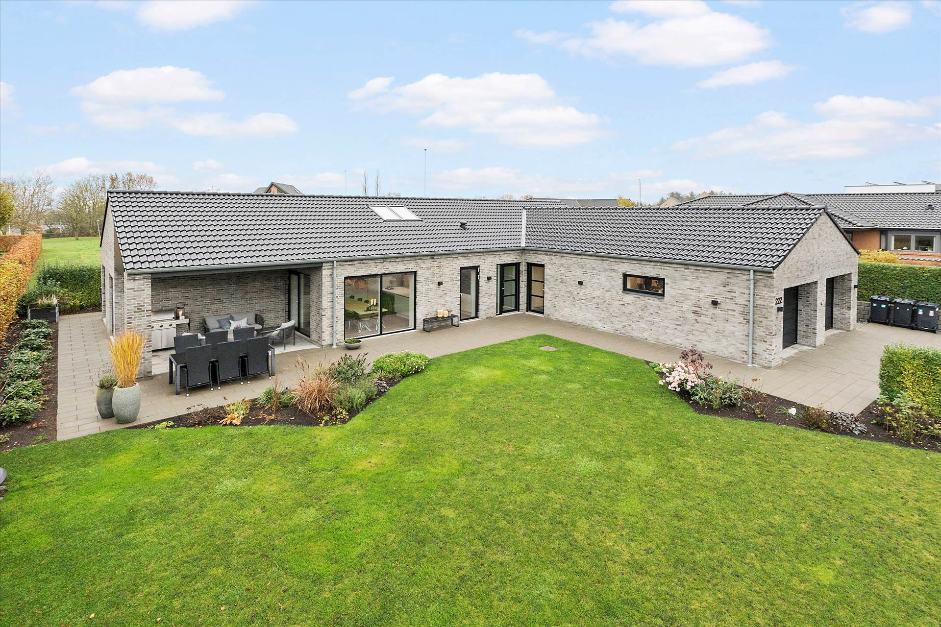 Villa til salg - Vindelevgård 222